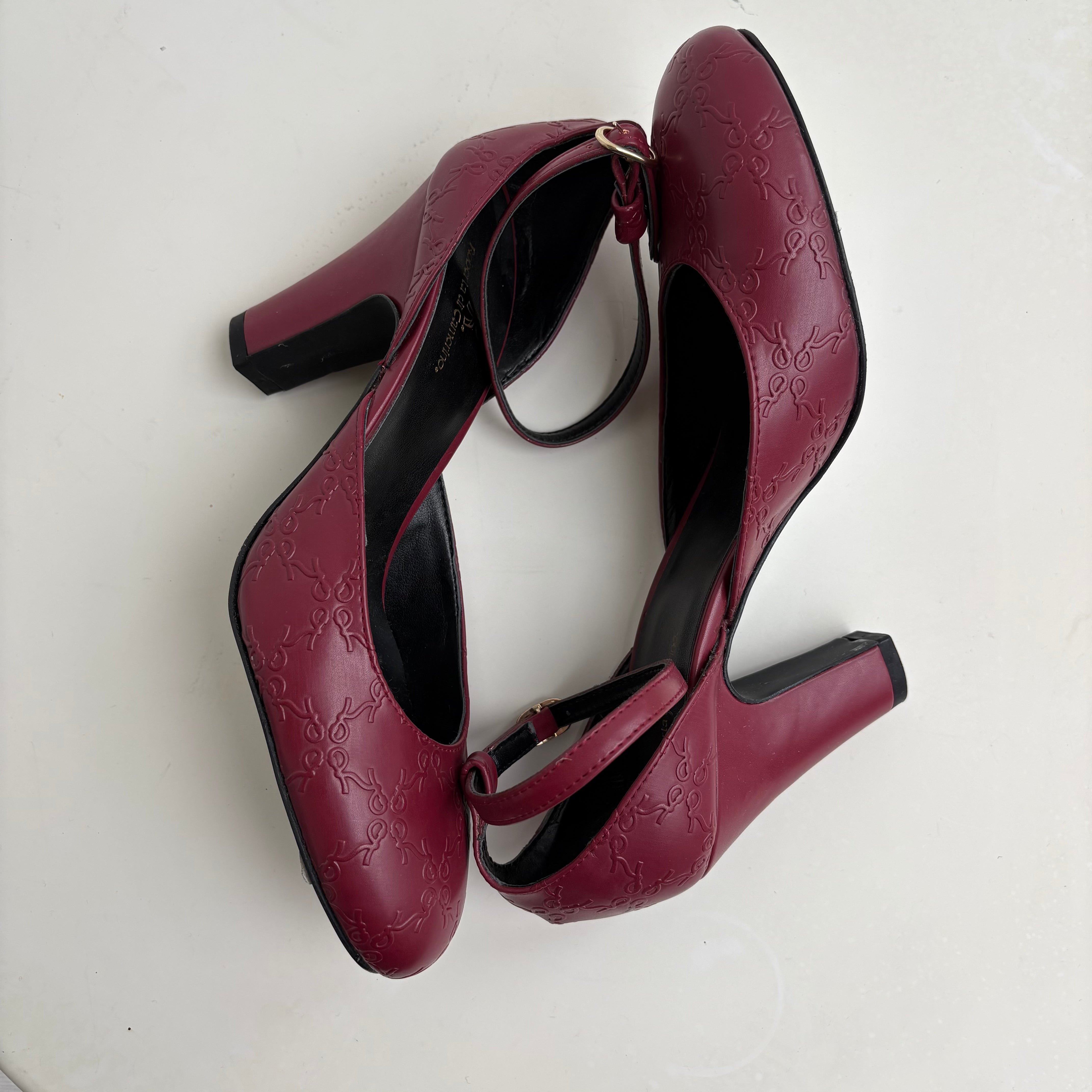 Mary Jane Roberta in bordeaux – TheWonderLab